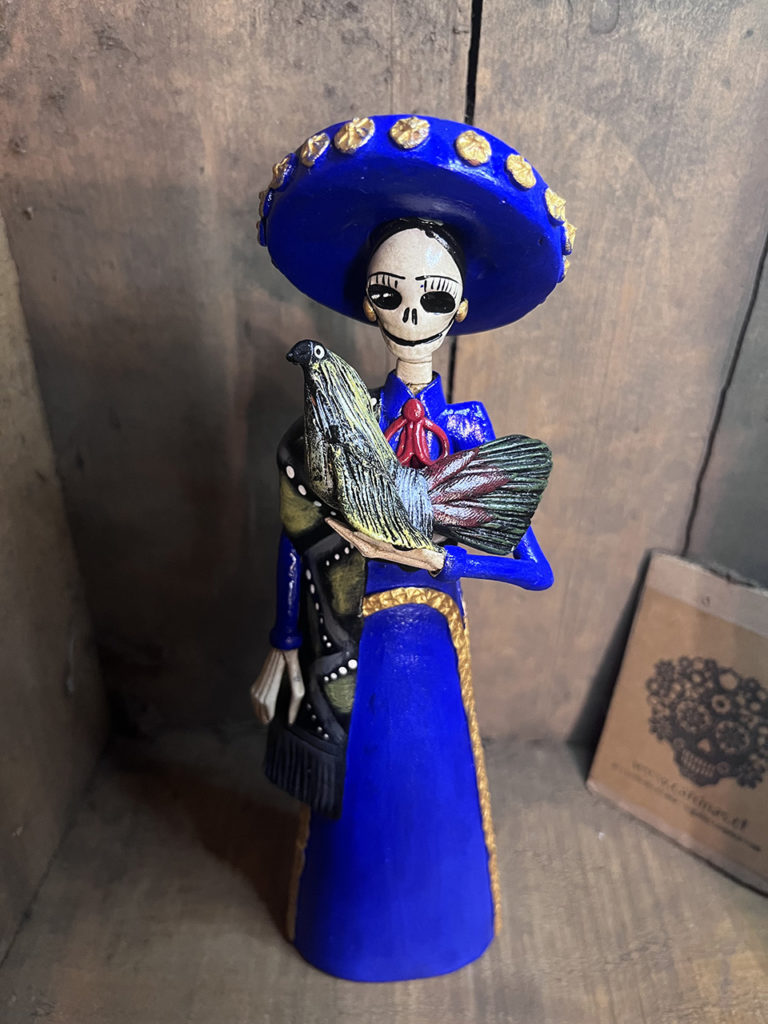 Charra Mexicana Gallera Sofia – 🦋 Catrinas | Artesanía y Cultura ...